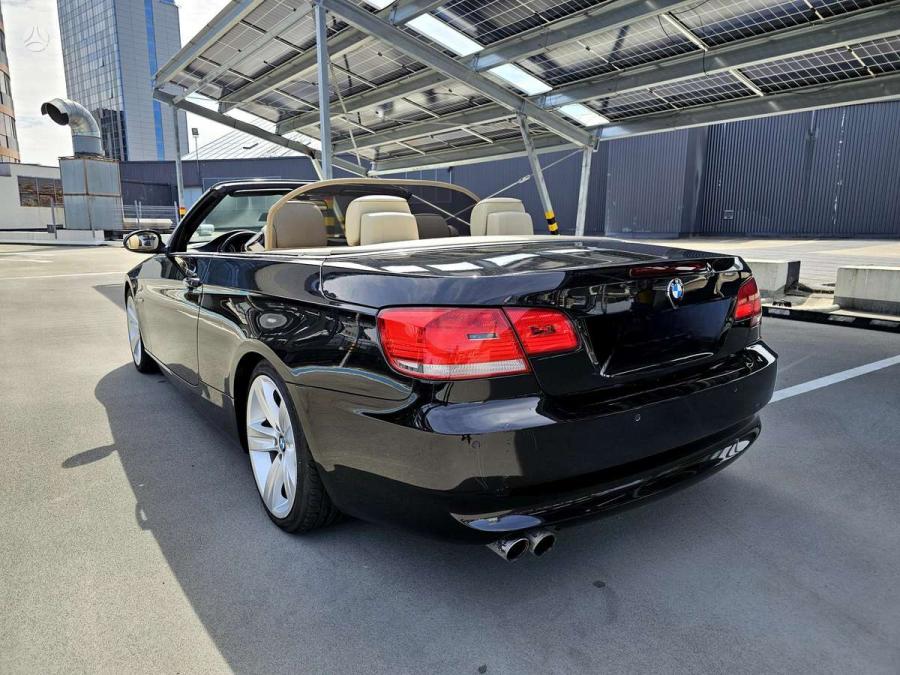 Melns BMW 325 2007 Viļņa, ar dzinēja tilpumu 3.00 L un nobraukumu 309 tūkst. km par 8600 €, foto 5 vietnē AUTOMOTO.COM.LV
