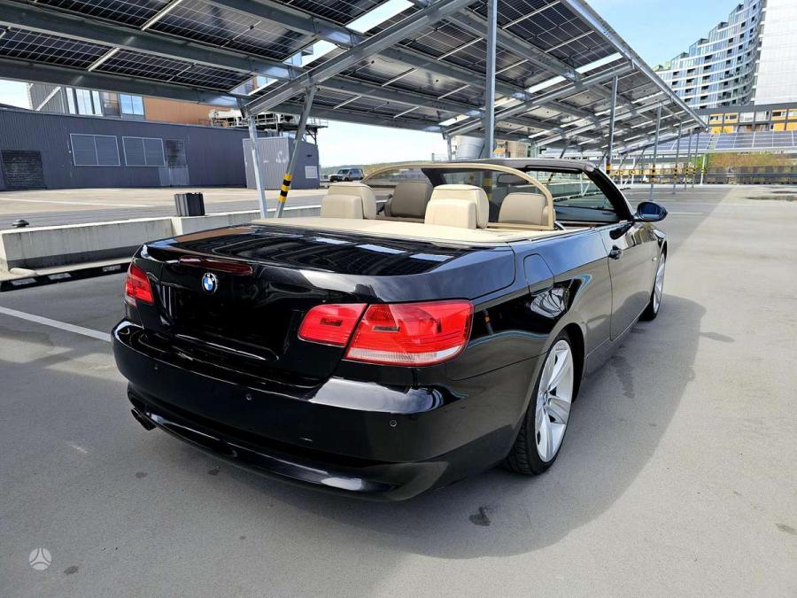 Melns BMW 325 2007 Viļņa, ar dzinēja tilpumu 3.00 L un nobraukumu 309 tūkst. km par 8600 €, foto 6 vietnē AUTOMOTO.COM.LV
