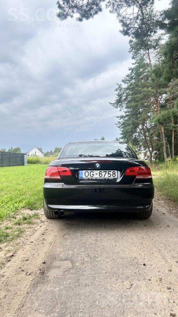Black BMW 325 2009 in Daugavpils, with an engine capacity of 3.00 L and mileage of 233 thousand km for 9500 €, photo 4 on AUTOMOTO.COM.LV