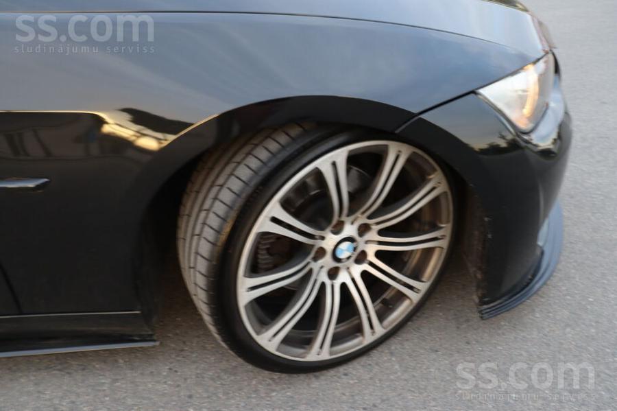 Melns BMW 325 2009 Rīga, ar dzinēja tilpumu 3.00 L un nobraukumu 311 tūkst. km par 8990 €, foto 12 vietnē AUTOMOTO.COM.LV