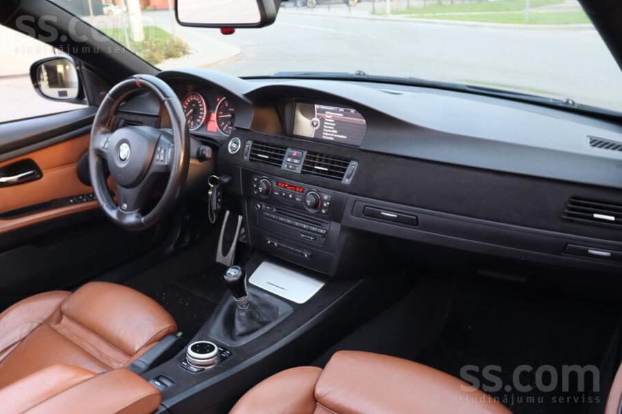 Melns BMW 325 2009 Rīga, ar dzinēja tilpumu 3.00 L un nobraukumu 311 tūkst. km par 8990 €, foto 16 vietnē AUTOMOTO.COM.LV