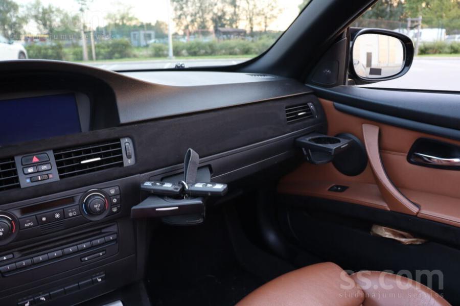 Melns BMW 325 2009 Rīga, ar dzinēja tilpumu 3.00 L un nobraukumu 311 tūkst. km par 8990 €, foto 25 vietnē AUTOMOTO.COM.LV