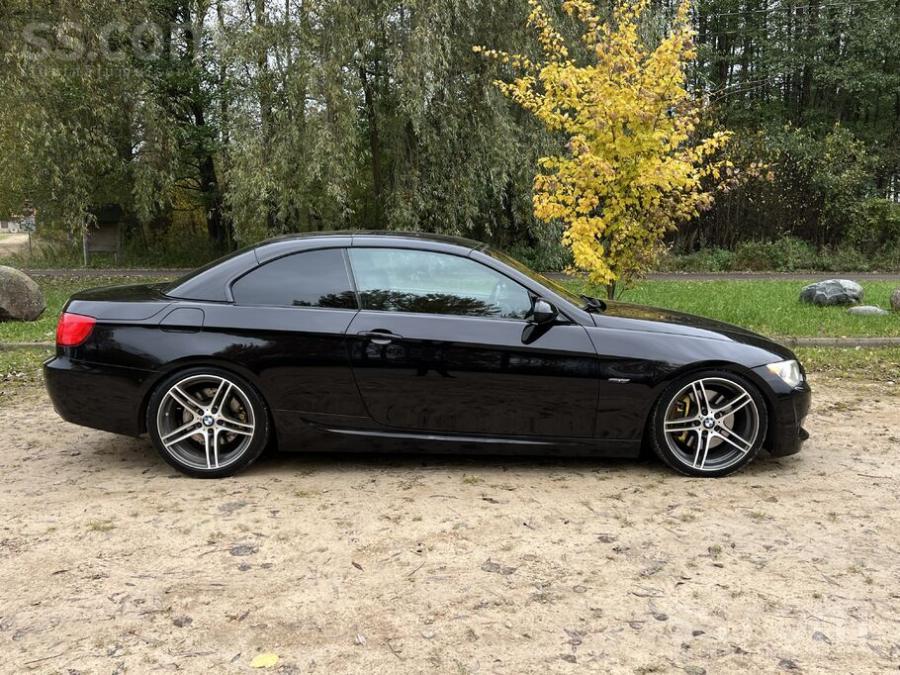 Black BMW 325 2010 in Riga, with an engine capacity of 3.00 L and mileage of 0 thousand km for 13500 €, photo 6 on AUTOMOTO.COM.LV