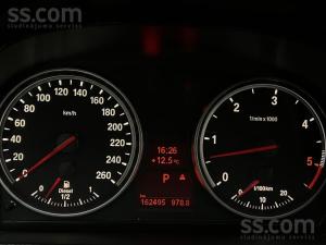 Black BMW 325 2010 in Riga, with an engine capacity of 3.00 L and mileage of 0 thousand km for 13500 €, photo 21 on AUTOMOTO.COM.LV