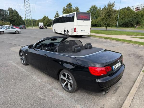 Black BMW 325 2010 in Riga, with an engine capacity of 3.00 L and mileage of 214 thousand km for 9250 €, photo 2 on AUTOMOTO.COM.LV