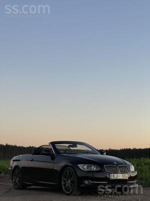 Black BMW 325 2012 in Riga, with an engine capacity of 3.00 L and mileage of 235 thousand km for 10500 €, photo 4 on AUTOMOTO.COM.LV