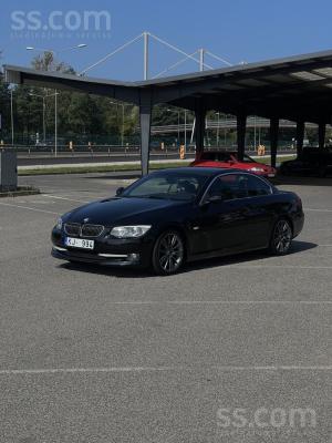 Black BMW 325 2012 in Riga, with an engine capacity of 3.00 L and mileage of 235 thousand km for 10500 €, photo 5 on AUTOMOTO.COM.LV