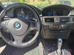 Melns BMW 325 2021 Rīga, ar dzinēja tilpumu 3.00 L un nobraukumu 196 tūkst. km par 11000 €, foto 5 vietnē AUTOMOTO.COM.LV