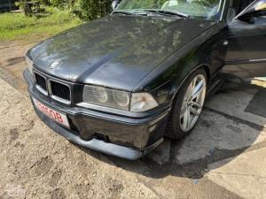 Melns BMW 325 1992 Viļņa, ar dzinēja tilpumu 2.50 L un nobraukumu 330 tūkst. km par 3800 €, foto 6 vietnē AUTOMOTO.COM.LV