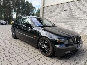 Black BMW 325 2001 in Visaginas, with an engine capacity of 2.50 L and mileage of 253 thousand km for 3250 €, photo  on AUTOMOTO.COM.LV