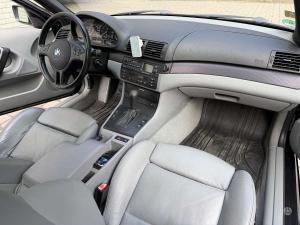 Black BMW 325 2001 in Visaginas, with an engine capacity of 2.50 L and mileage of 253 thousand km for 3250 €, photo 12 on AUTOMOTO.COM.LV