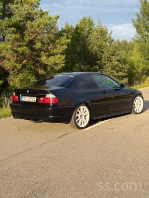 Black BMW 325 2001 in Tukums, with an engine capacity of 2.50 L and mileage of 248 thousand km for 9500 €, photo 3 on AUTOMOTO.COM.LV