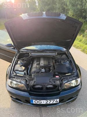 Black BMW 325 2001 in Tukums, with an engine capacity of 2.50 L and mileage of 248 thousand km for 9500 €, photo 10 on AUTOMOTO.COM.LV