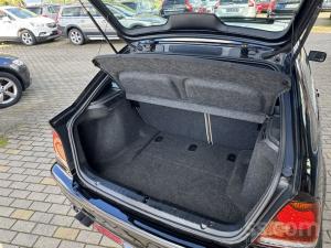 Black BMW 325 2002 in Talsi, with an engine capacity of 2.50 L and mileage of 198 thousand km for 4500 €, photo 19 on AUTOMOTO.COM.LV