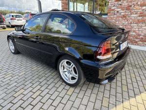 Black BMW 325 2002 in Talsi, with an engine capacity of 2.50 L and mileage of 198 thousand km for 4500 €, photo 7 on AUTOMOTO.COM.LV