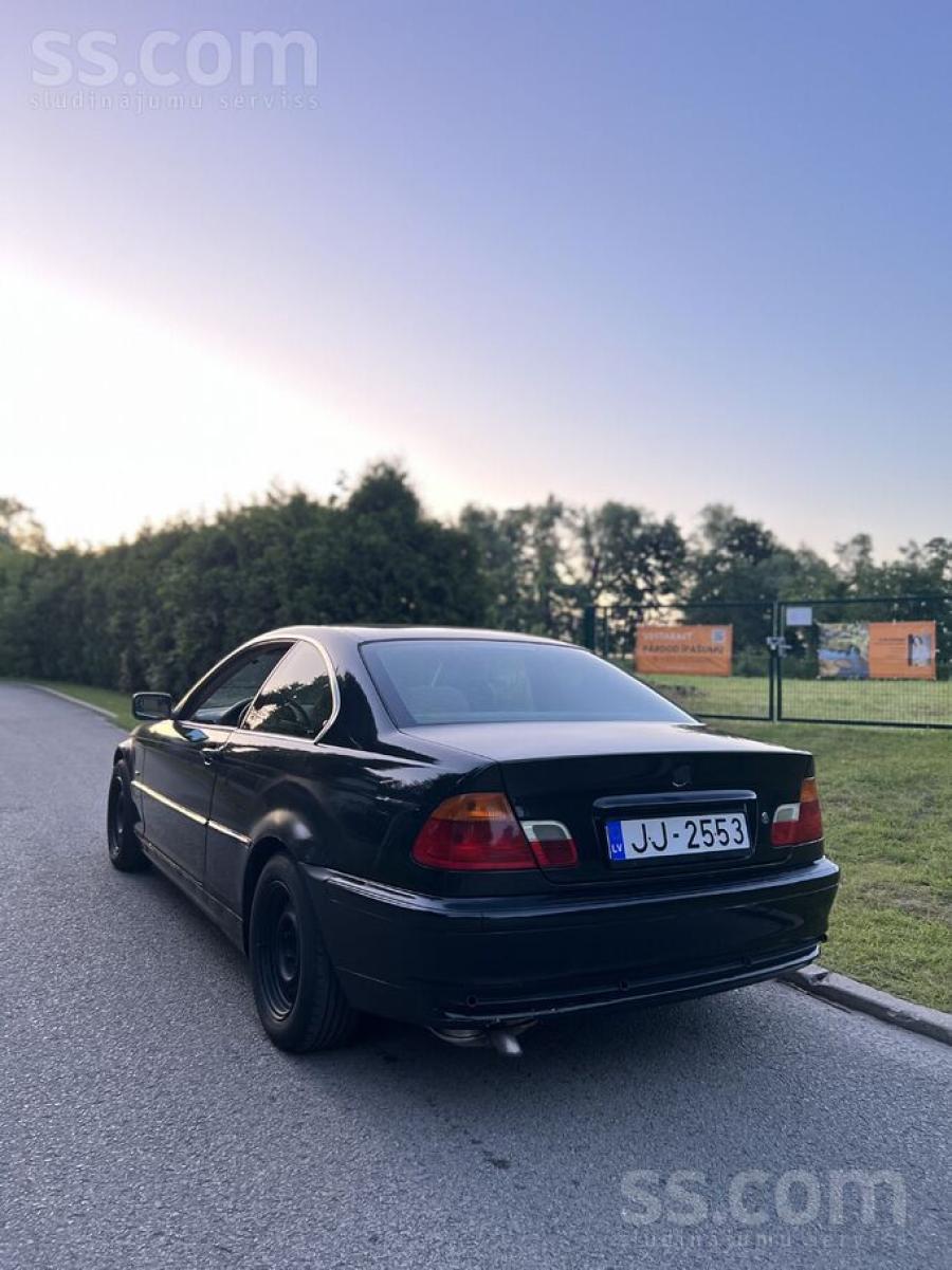 Melns BMW 325 2003 Rīga, ar dzinēja tilpumu 2.50 L un nobraukumu 312 tūkst. km par 1850 €, foto 6 vietnē AUTOMOTO.COM.LV