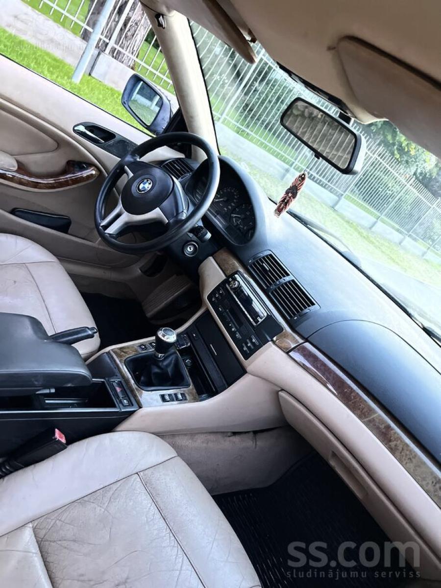Melns BMW 325 2003 Rīga, ar dzinēja tilpumu 2.50 L un nobraukumu 312 tūkst. km par 1850 €, foto 9 vietnē AUTOMOTO.COM.LV