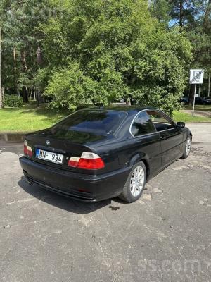 Melns BMW 325 2003 Rīga, ar dzinēja tilpumu 2.50 L un nobraukumu 350 tūkst. km par 2300 €, foto 3 vietnē AUTOMOTO.COM.LV