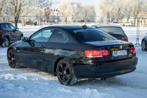 Melns BMW 325 2007 Liepāja, ar dzinēja tilpumu 3.00 L un nobraukumu 250 tūkst. km par 7650 €, foto 3 vietnē AUTOMOTO.COM.LV