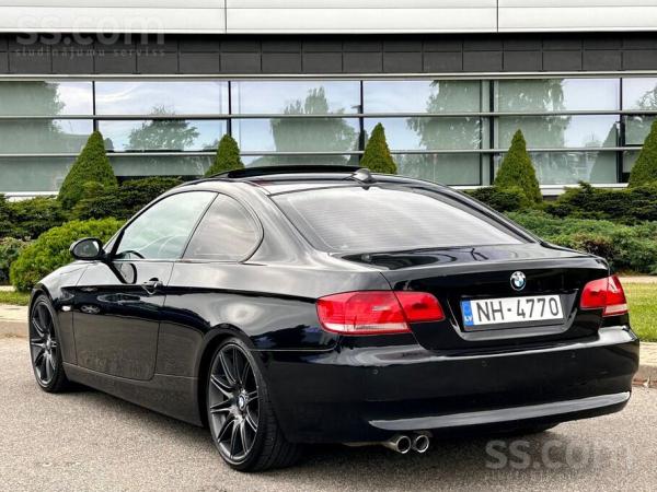 Melns BMW 325 2007 Rīga, ar dzinēja tilpumu 2.50 L un nobraukumu 223 tūkst. km par 4790 €, foto 6 vietnē AUTOMOTO.COM.LV