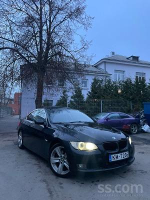 Black BMW 325 2008 in Riga, with an engine capacity of 3.00 L and mileage of 436 thousand km for 7550 €, photo  on AUTOMOTO.COM.LV