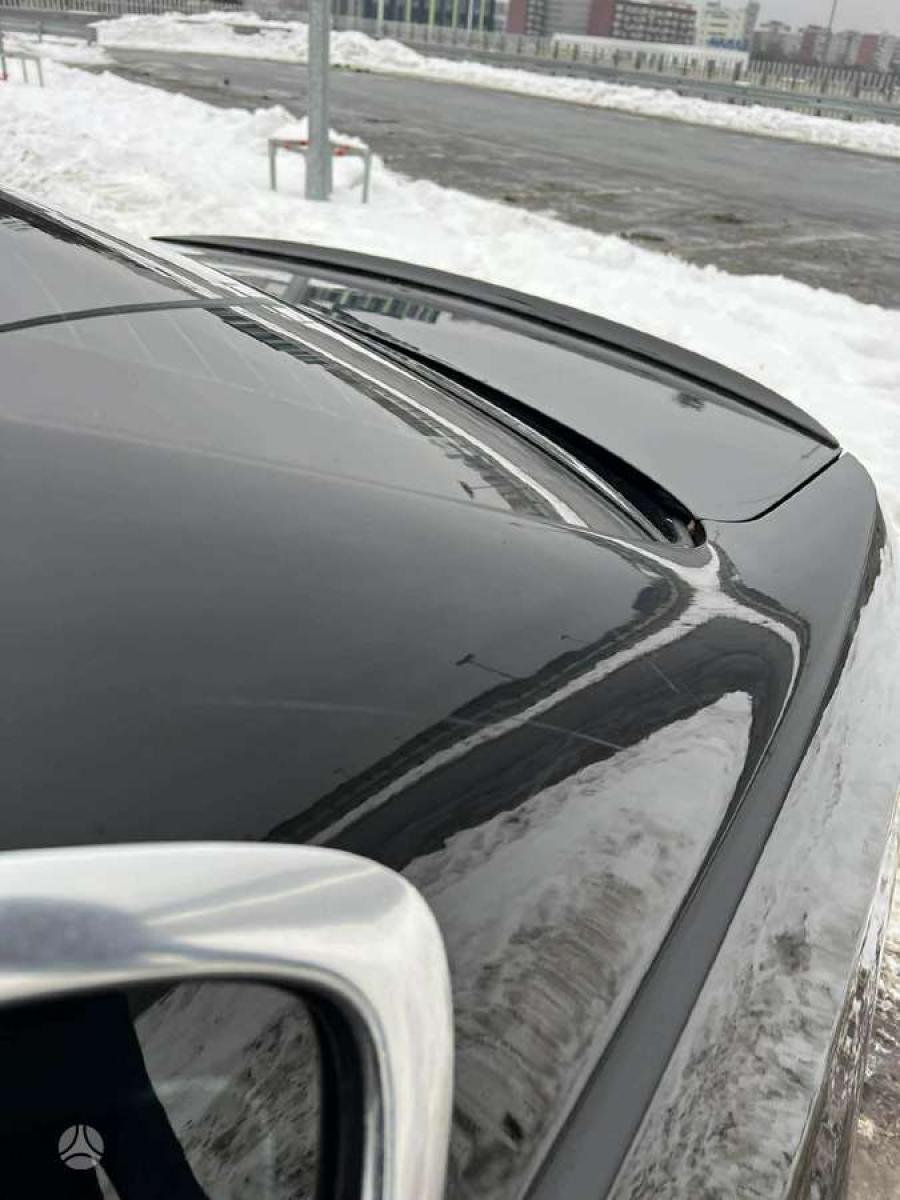 Black BMW 325 2008 in Vilnius, with an engine capacity of 2.99 L and mileage of 317 thousand km for 7700 €, photo 12 on AUTOMOTO.COM.LV