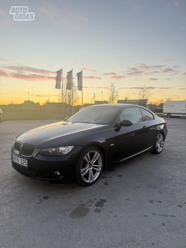 Melns BMW 325 2009 Mažeikiai, ar dzinēja tilpumu 2.50 L un nobraukumu 183 tūkst. km par 5300 €, foto 1 vietnē AUTOMOTO.COM.LV