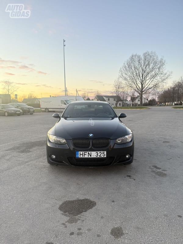 Melns BMW 325 2009 Mažeikiai, ar dzinēja tilpumu 2.50 L un nobraukumu 183 tūkst. km par 5300 €, foto 3 vietnē AUTOMOTO.COM.LV