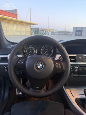 Melns BMW 325 2009 Mažeikiai, ar dzinēja tilpumu 2.50 L un nobraukumu 183 tūkst. km par 5300 €, foto 13 vietnē AUTOMOTO.COM.LV