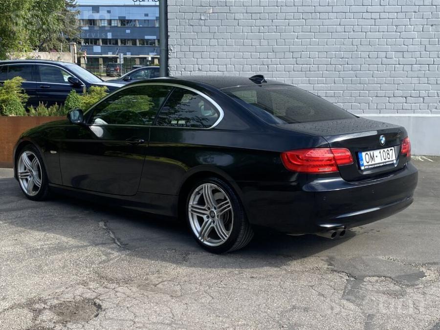 Melns BMW 325 2010 Rīga, ar dzinēja tilpumu 3.00 L un nobraukumu 272 tūkst. km par 7199 €, foto 5 vietnē AUTOMOTO.COM.LV