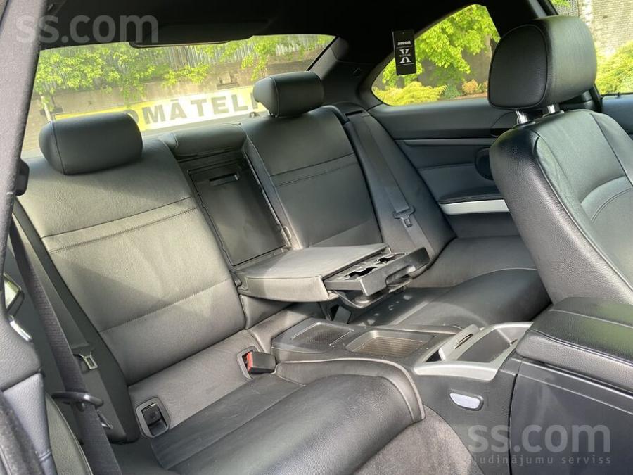 Melns BMW 325 2010 Rīga, ar dzinēja tilpumu 3.00 L un nobraukumu 272 tūkst. km par 7199 €, foto 15 vietnē AUTOMOTO.COM.LV
