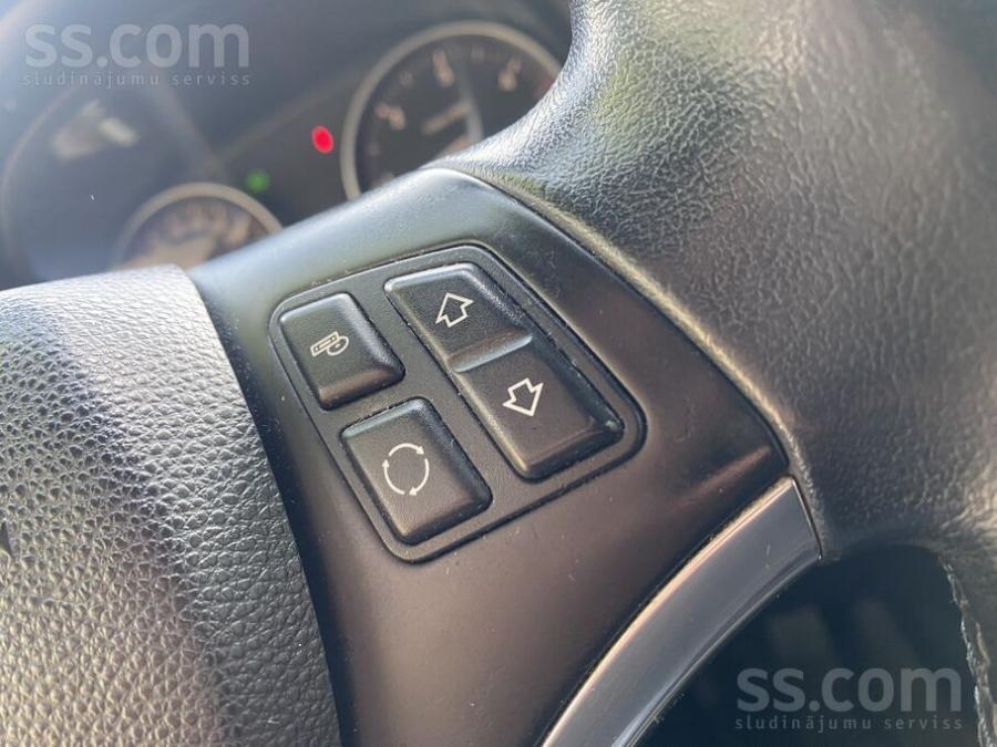 Melns BMW 325 2010 Rīga, ar dzinēja tilpumu 3.00 L un nobraukumu 272 tūkst. km par 7199 €, foto 19 vietnē AUTOMOTO.COM.LV
