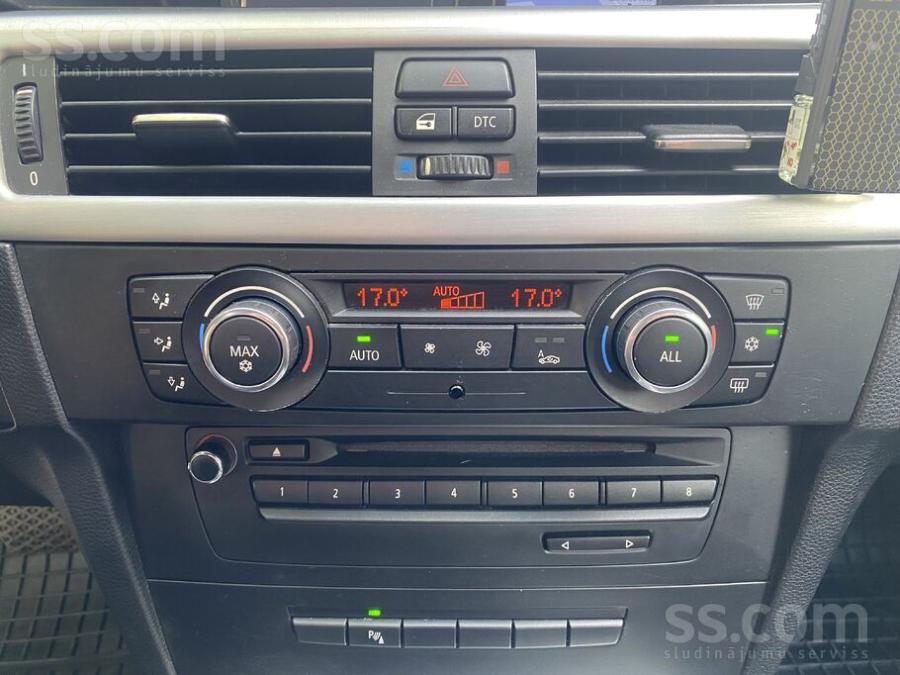 Melns BMW 325 2010 Rīga, ar dzinēja tilpumu 3.00 L un nobraukumu 272 tūkst. km par 7199 €, foto 22 vietnē AUTOMOTO.COM.LV