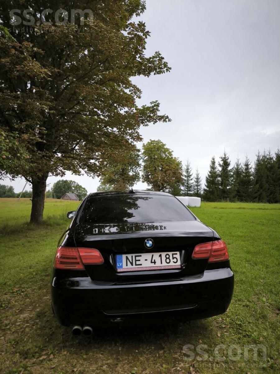 Melns BMW 325 2010 Aizkraukle, ar dzinēja tilpumu 3.00 L un nobraukumu 306 tūkst. km par 8100 €, foto 5 vietnē AUTOMOTO.COM.LV