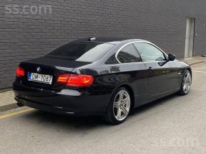 Черный БМВ 325 2010 в Рига, объемом двигателя 3.00 л и пробегом 272 тыс. км за 6990 €, фото 7 на AUTOMOTO.COM.LV