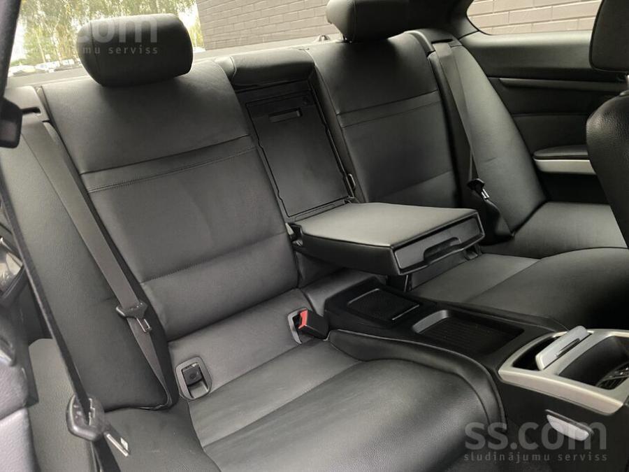Черный БМВ 325 2010 в Рига, объемом двигателя 3.00 л и пробегом 272 тыс. км за 6990 €, фото 14 на AUTOMOTO.COM.LV