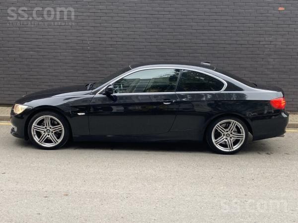 Melns BMW 325 2010 Rīga, ar dzinēja tilpumu 3.00 L un nobraukumu 272 tūkst. km par 6990 €, foto 4 vietnē AUTOMOTO.COM.LV