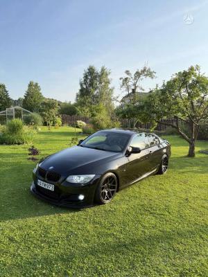 Melns BMW 325 2011 Viļņa, ar dzinēja tilpumu 2.99 L un nobraukumu 351 tūkst. km par 9150 €, foto 4 vietnē AUTOMOTO.COM.LV