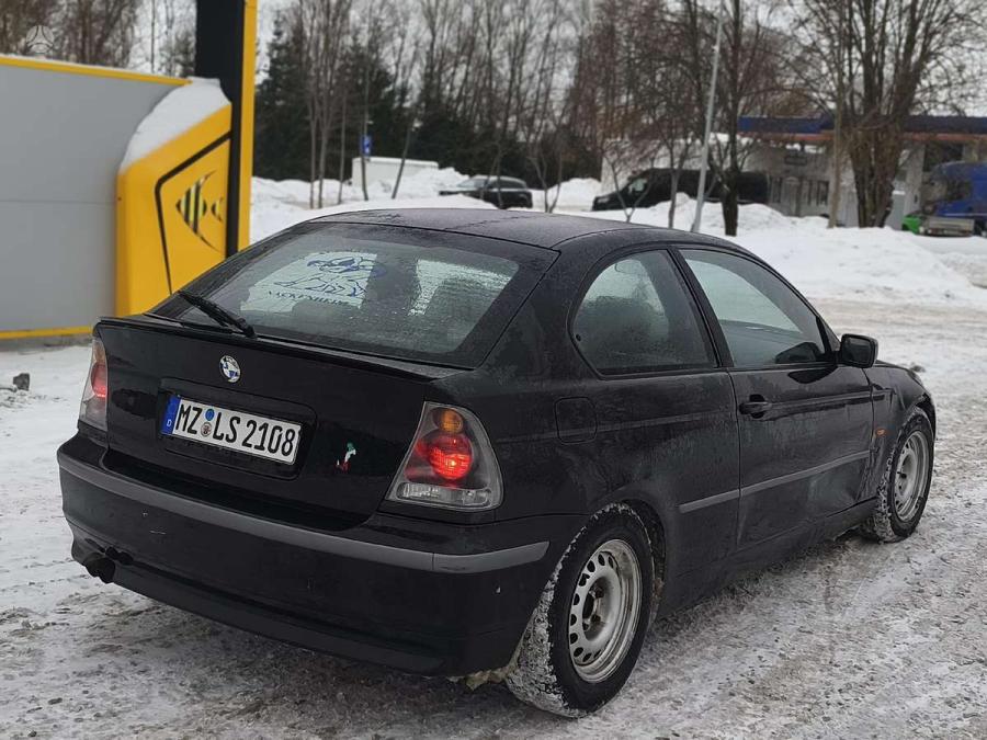 Black BMW 325 2002 in Radviliskis, with an engine capacity of 2.50 L and mileage of 280 thousand km for 2950 €, photo 2 on AUTOMOTO.COM.LV