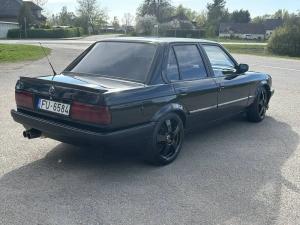 Черный БМВ 325 1988 в Гробиня, объемом двигателя 2.50 л и пробегом 270 тыс. км за 9900 €, фото 12 на AUTOMOTO.COM.LV