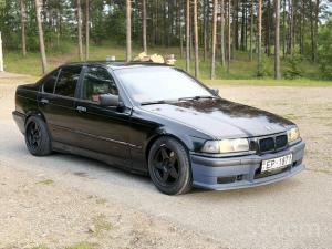 Melns BMW 325 1992 Madona, ar dzinēja tilpumu 2.50 L un nobraukumu 417 tūkst. km par 3150 €, foto 3 vietnē AUTOMOTO.COM.LV