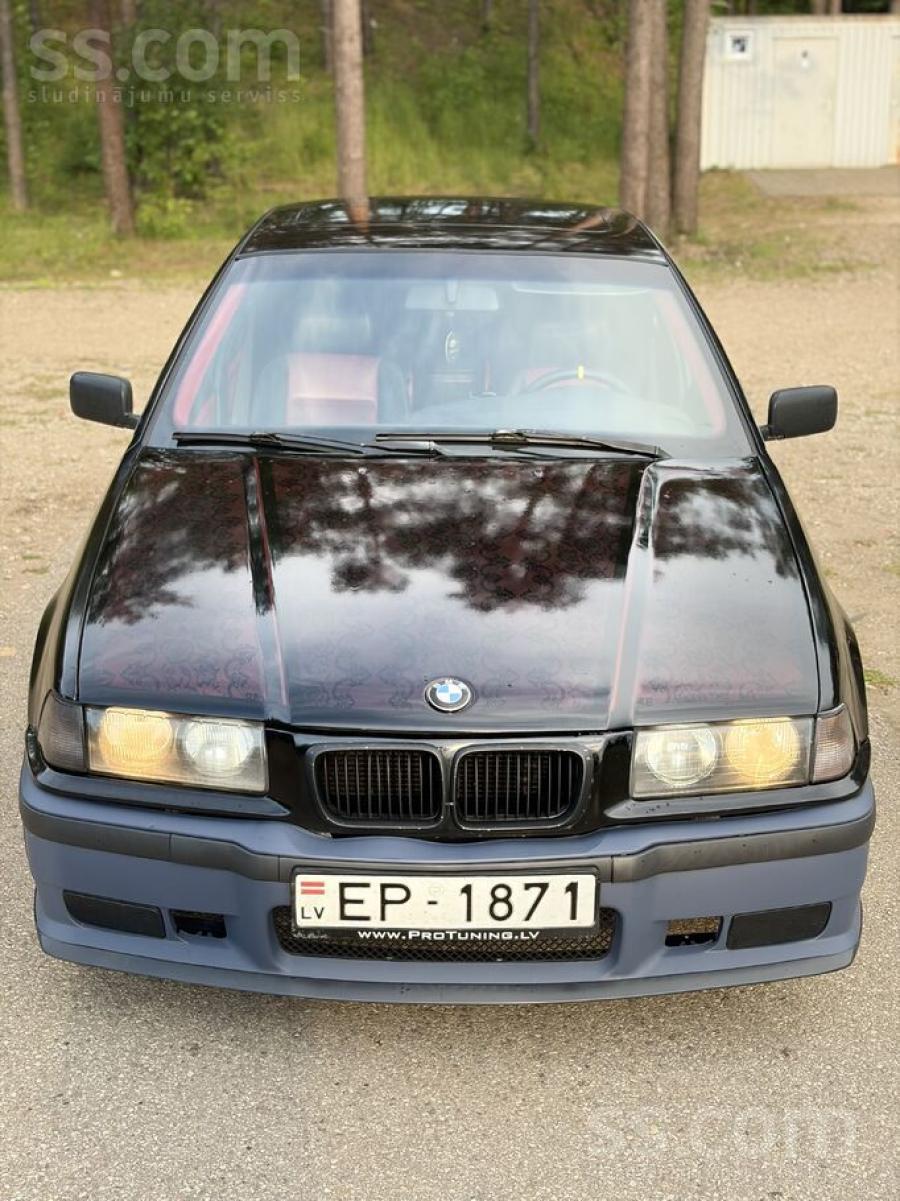Melns BMW 325 1992 Madona, ar dzinēja tilpumu 2.50 L un nobraukumu 417 tūkst. km par 3150 €, foto 4 vietnē AUTOMOTO.COM.LV