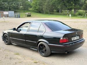Melns BMW 325 1992 Madona, ar dzinēja tilpumu 2.50 L un nobraukumu 417 tūkst. km par 3150 €, foto 6 vietnē AUTOMOTO.COM.LV