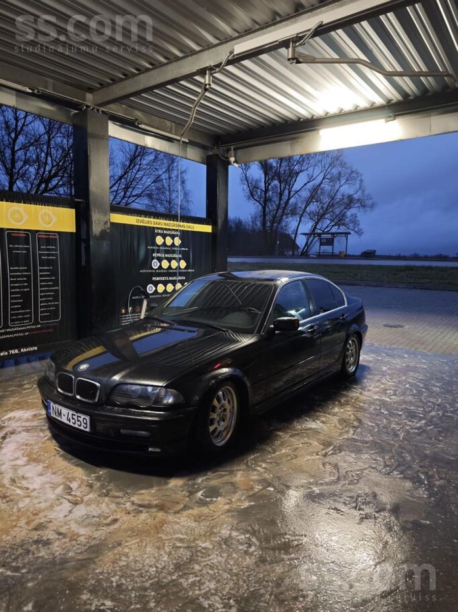 Melns BMW 325 2001 Jēkabpils, ar dzinēja tilpumu 2.50 L un nobraukumu 250 tūkst. km par 2950 €, foto 1 vietnē AUTOMOTO.COM.LV
