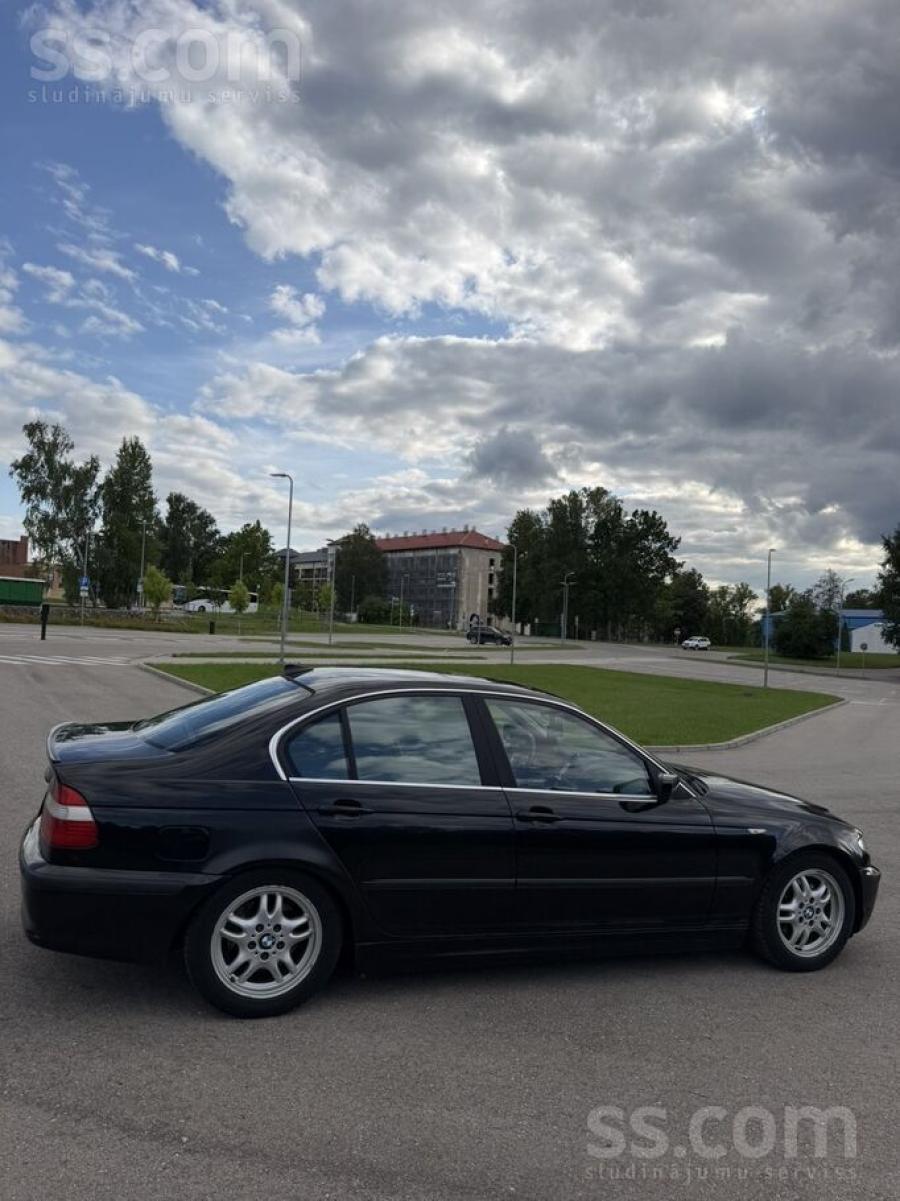 Melns BMW 325 2001 Cēsis, ar dzinēja tilpumu 2.50 L un nobraukumu 318 tūkst. km par 3000 €, foto 4 vietnē AUTOMOTO.COM.LV