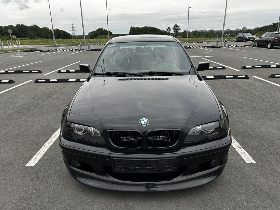 Black BMW 325 2002 in Kaunas, with an engine capacity of 2.50 L and mileage of 270 thousand km for 6700 €, photo 3 on AUTOMOTO.COM.LV