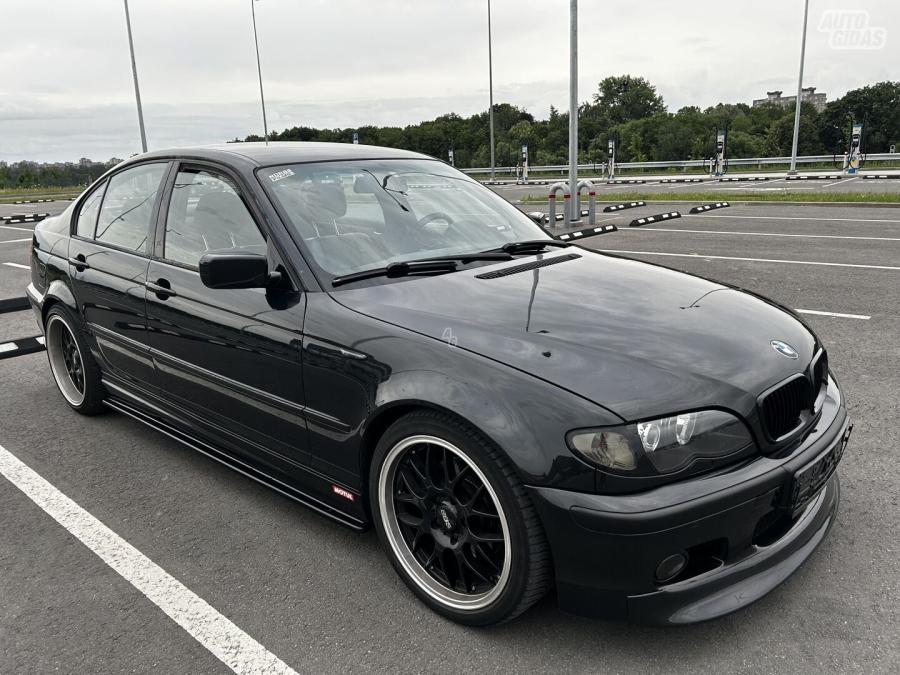 Black BMW 325 2002 in Kaunas, with an engine capacity of 2.50 L and mileage of 270 thousand km for 6700 €, photo 4 on AUTOMOTO.COM.LV