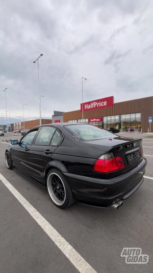 Black BMW 325 2002 in Kaunas, with an engine capacity of 2.50 L and mileage of 270 thousand km for 6700 €, photo 8 on AUTOMOTO.COM.LV