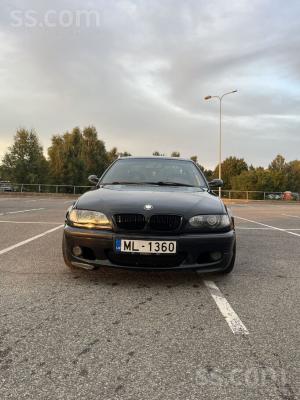 Black BMW 325 2004 in Riga, with an engine capacity of 3.00 L and mileage of 370 thousand km for 4300 €, photo 7 on AUTOMOTO.COM.LV