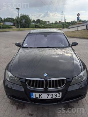 Black BMW 325 2006 in Riga, with an engine capacity of 2.50 L and mileage of 311 thousand km for 5200 €, photo  on AUTOMOTO.COM.LV